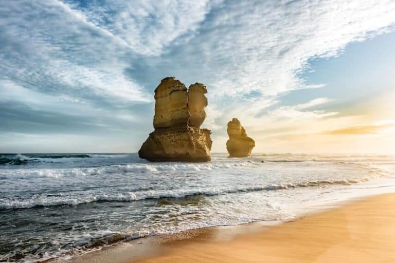100+ INCREDIBLE Great Ocean Road Attractions | Great Ocean Road Guide
